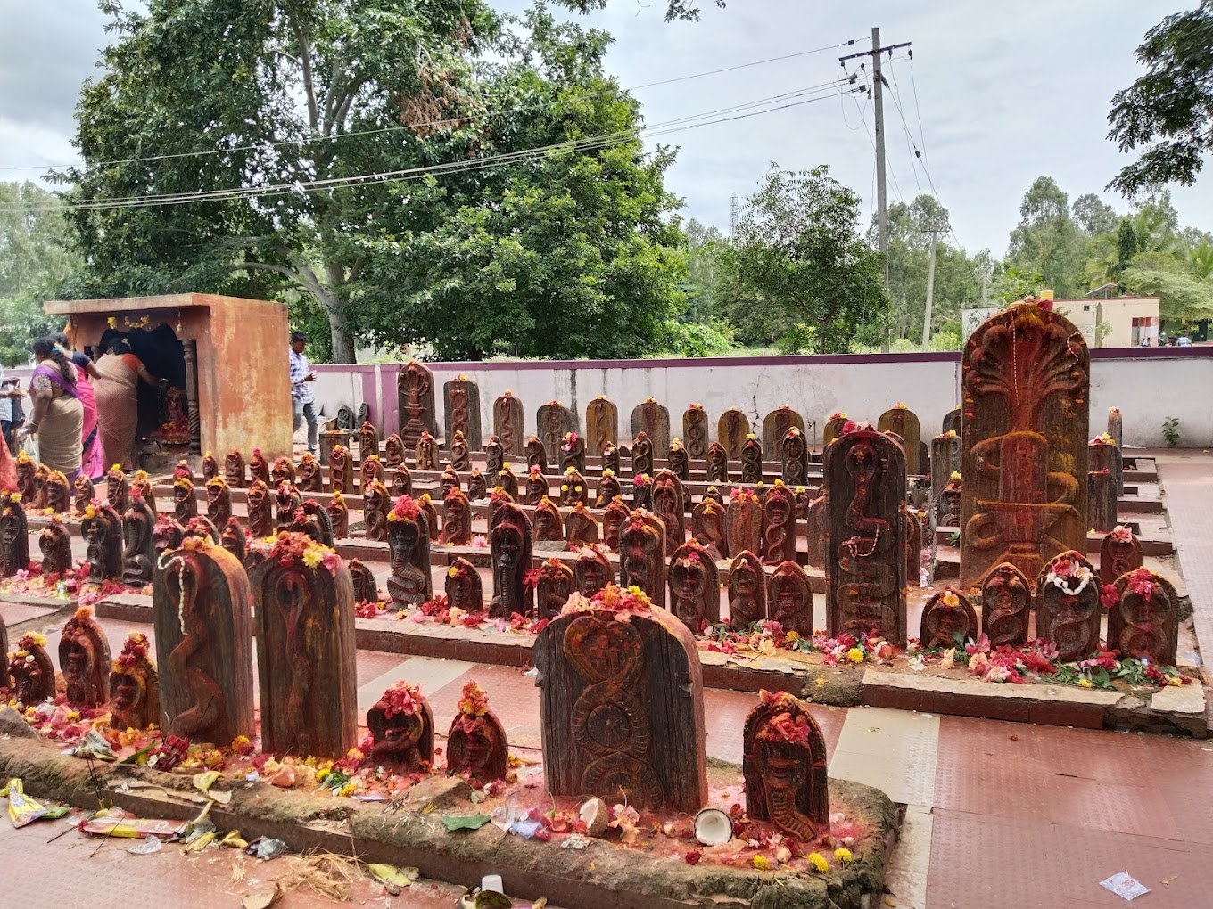 Sri Mattithaleswara Temple Malavalli | Famous Temples Info Guiders